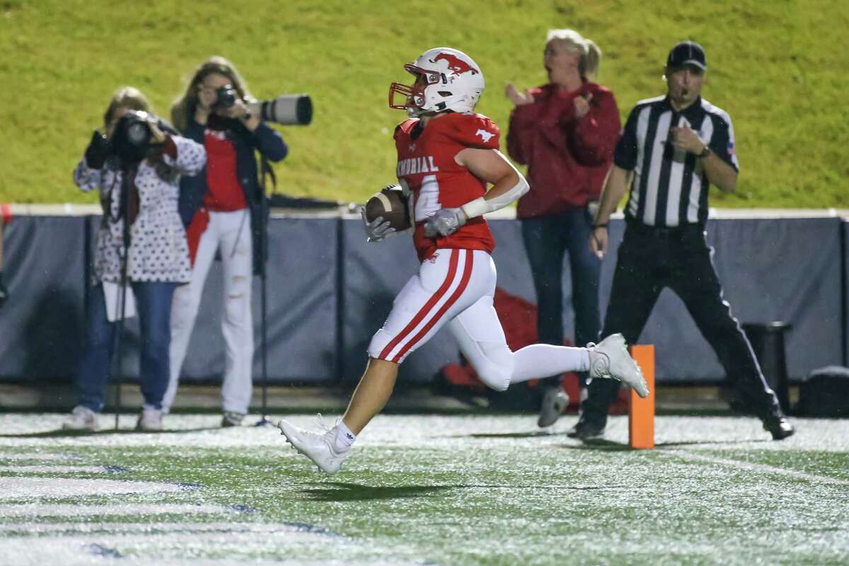 Memorial Mustangs ride defense to win over Stratford Spartans