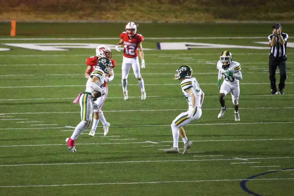 Memorial Mustangs ride defense to win over Stratford Spartans