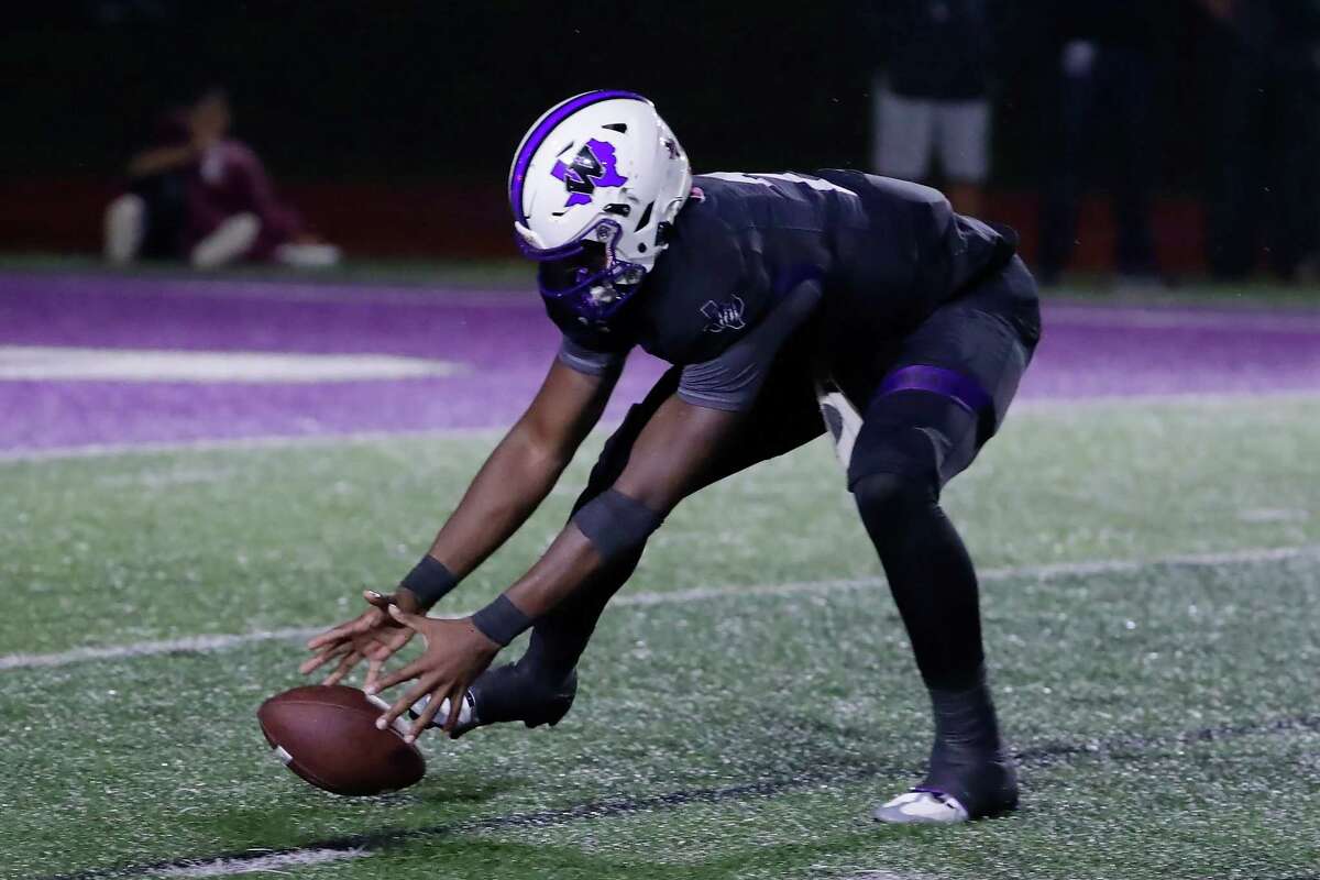 The Woodlands ends regular season with win at Willis
