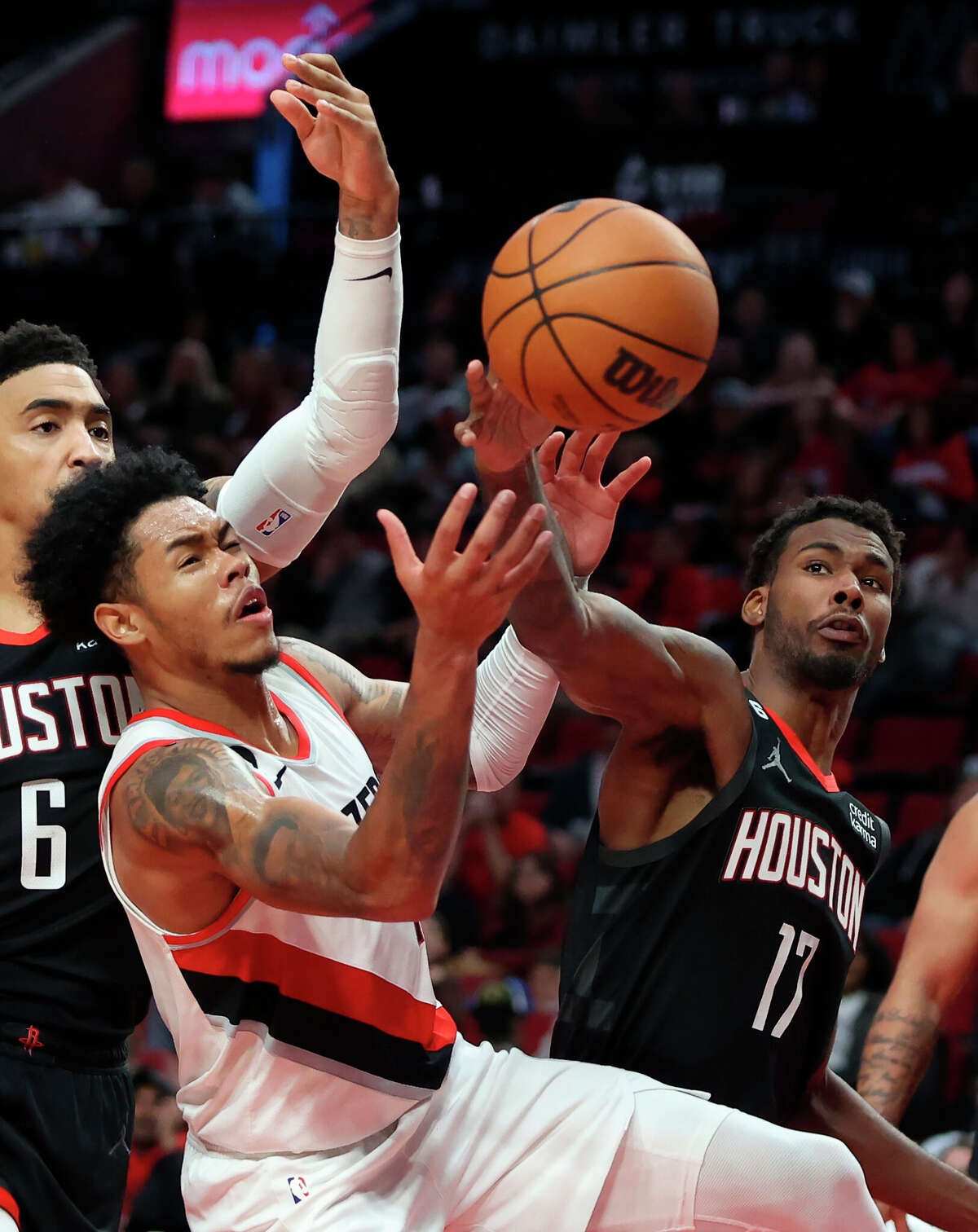 Houston Rockets' defense takes a step back in loss to Portland