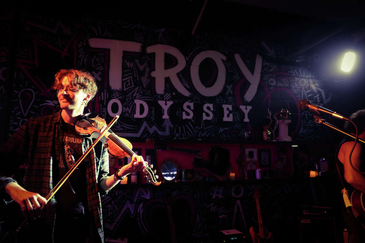 Review: Troy Foundry musical a confounding theater experience