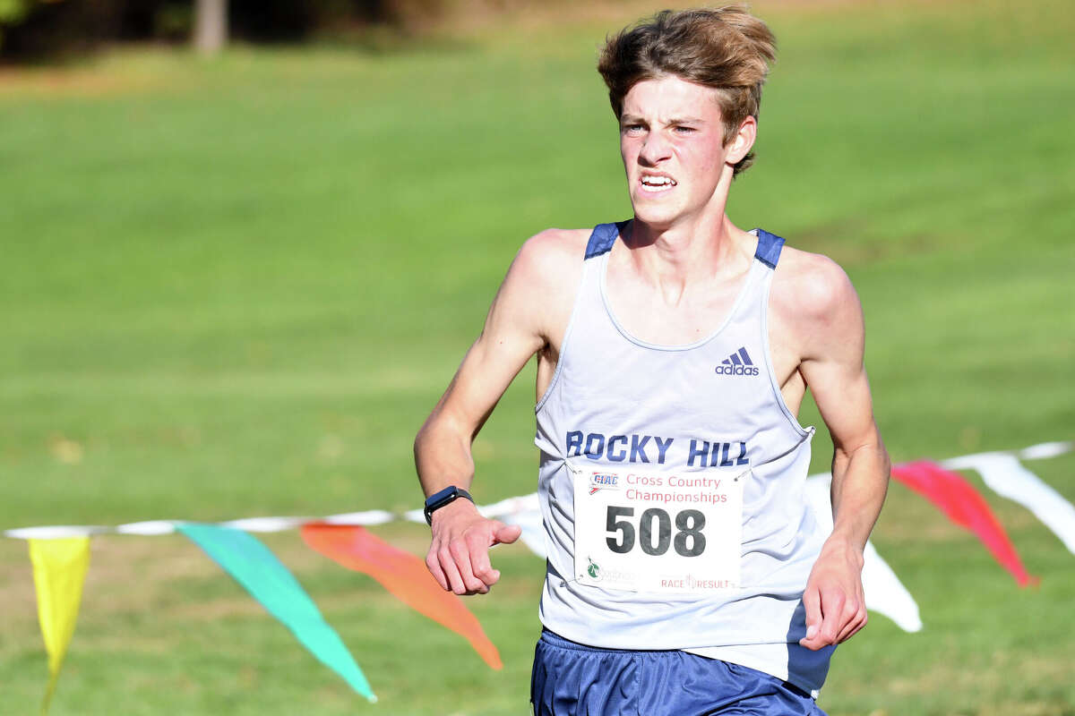 2022 CIAC boys cross country state championship roundup at Wickham Park.