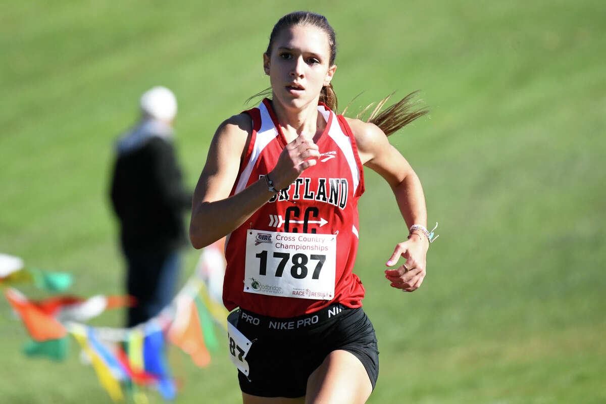 25 CIAC girls cross country runners to watch during the 2023 season