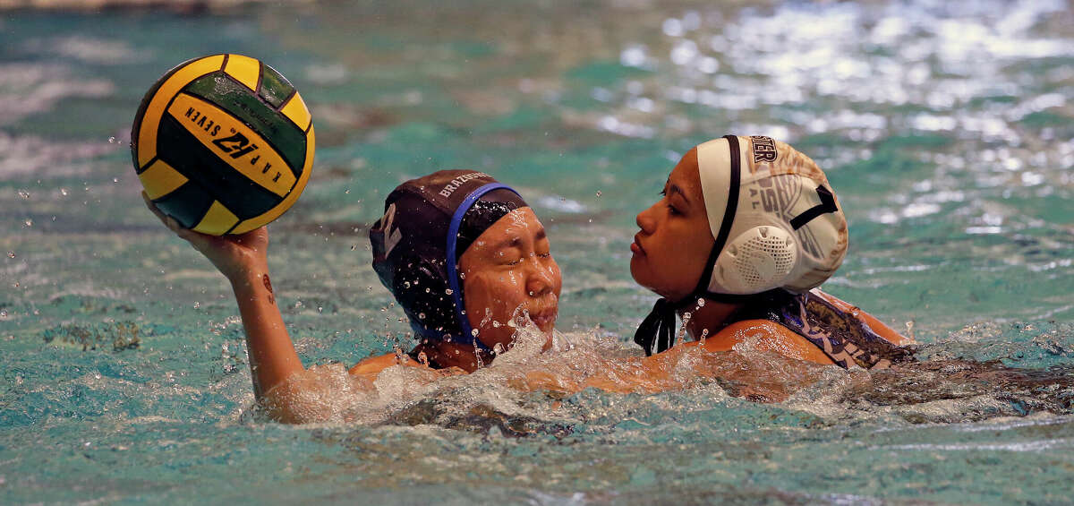 UIL water polo championships: Foster girls, Brazoswood boys make history
