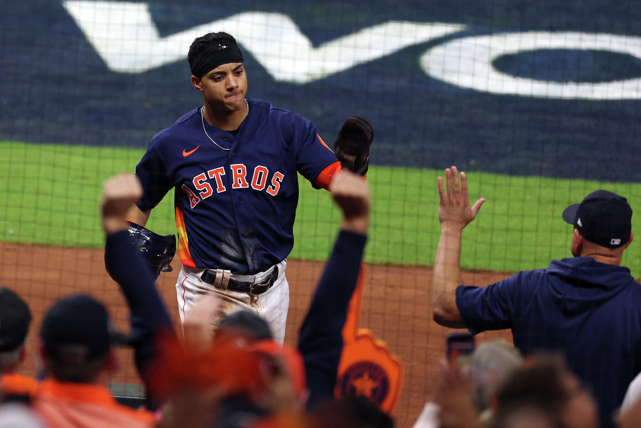 Astros set World Series record with offensive barrage in first inning