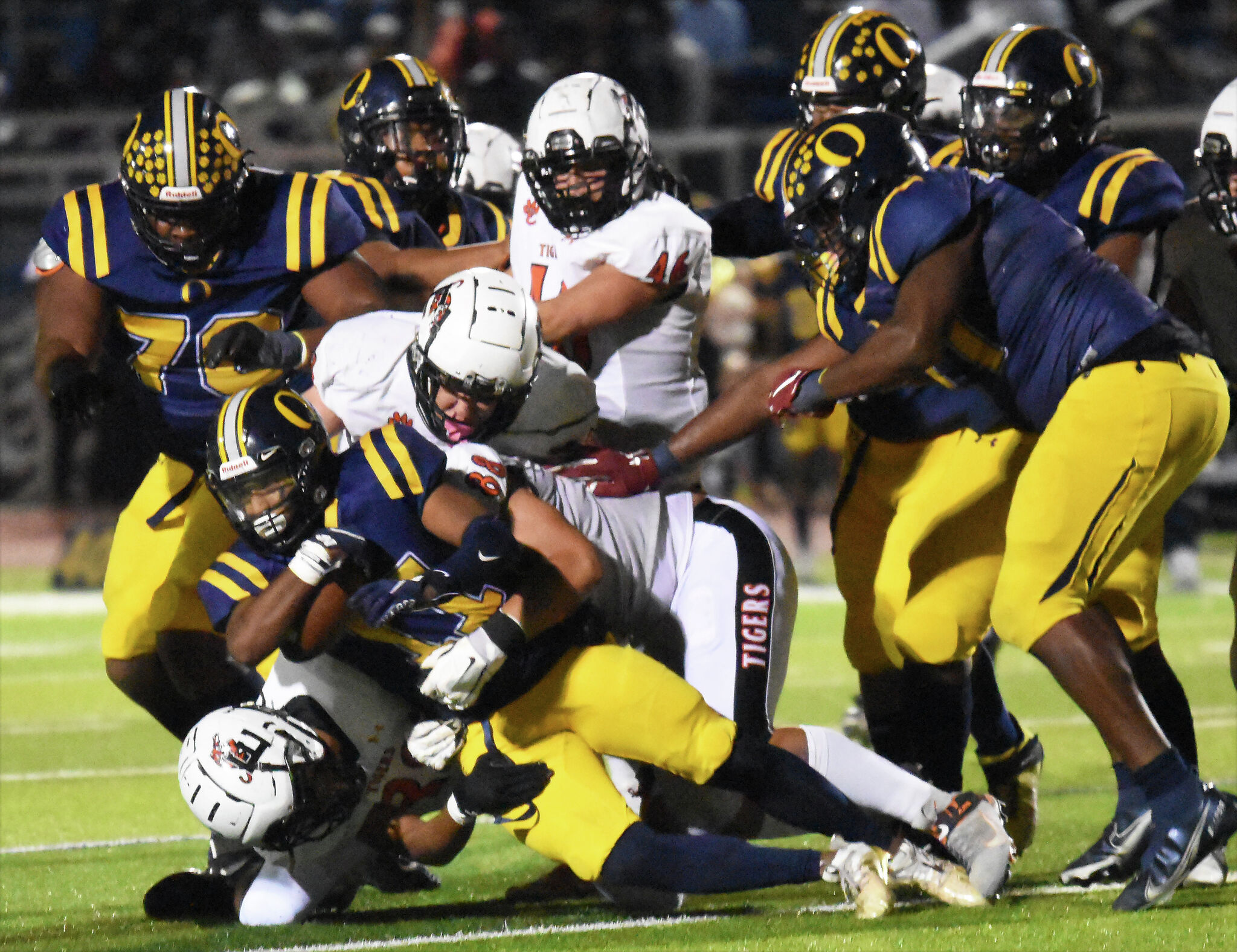 Edwardsville, O'Fallon football renew rivalry in Week 4