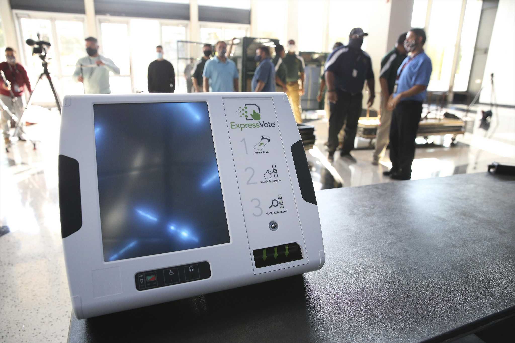 No, Texas voting machines aren’t switching your votes