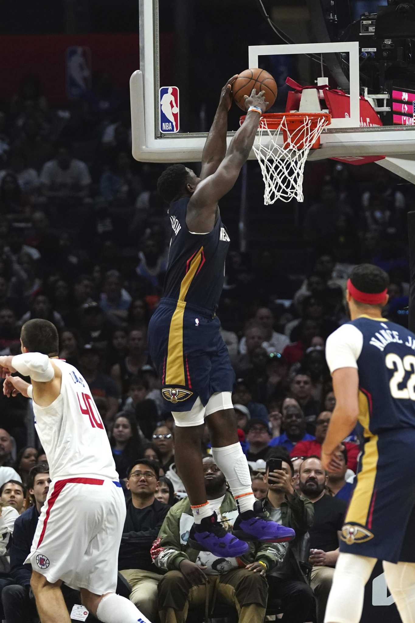 NBA roundup: Williamson back with double-double as Pelicans rout Clippers
