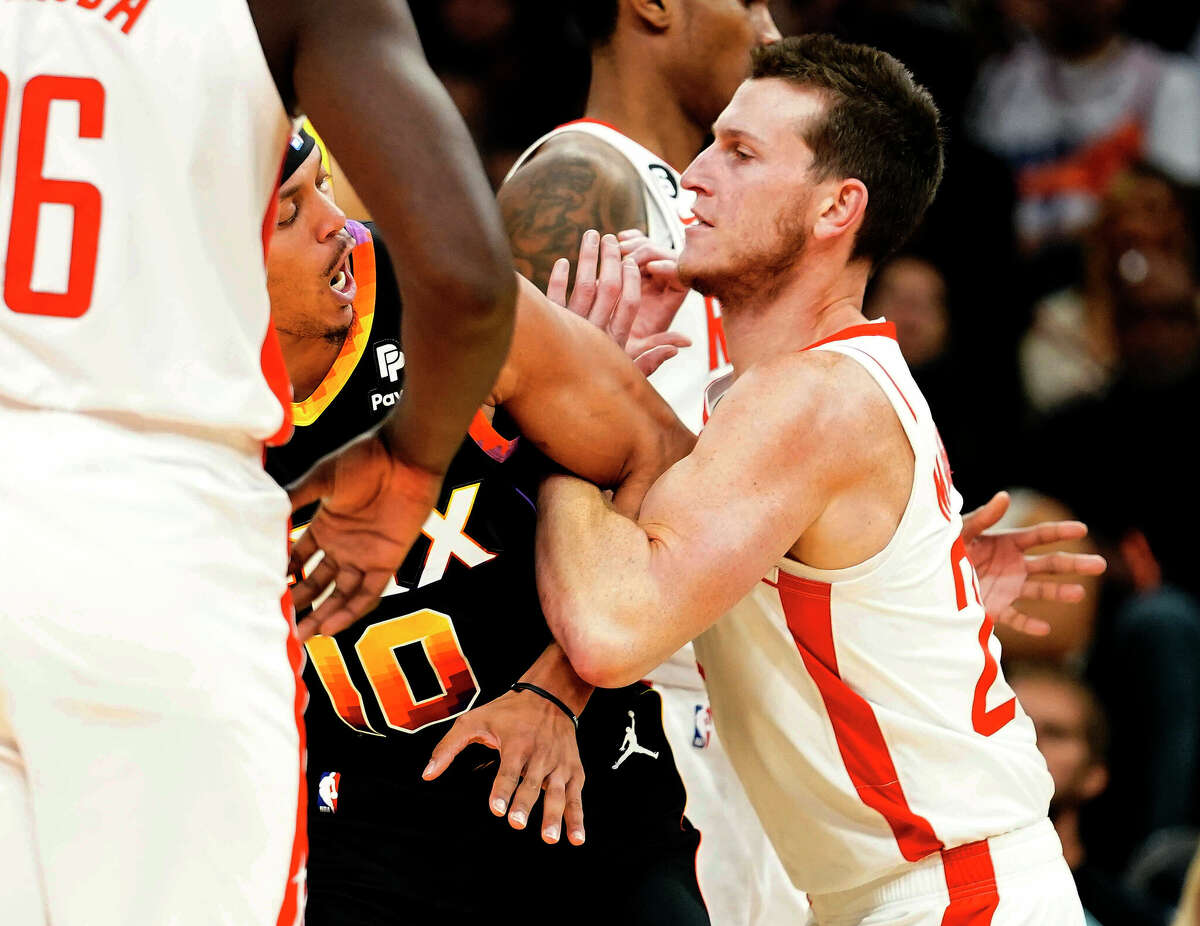 Houston Rockets fall to Phoenix Suns' late run
