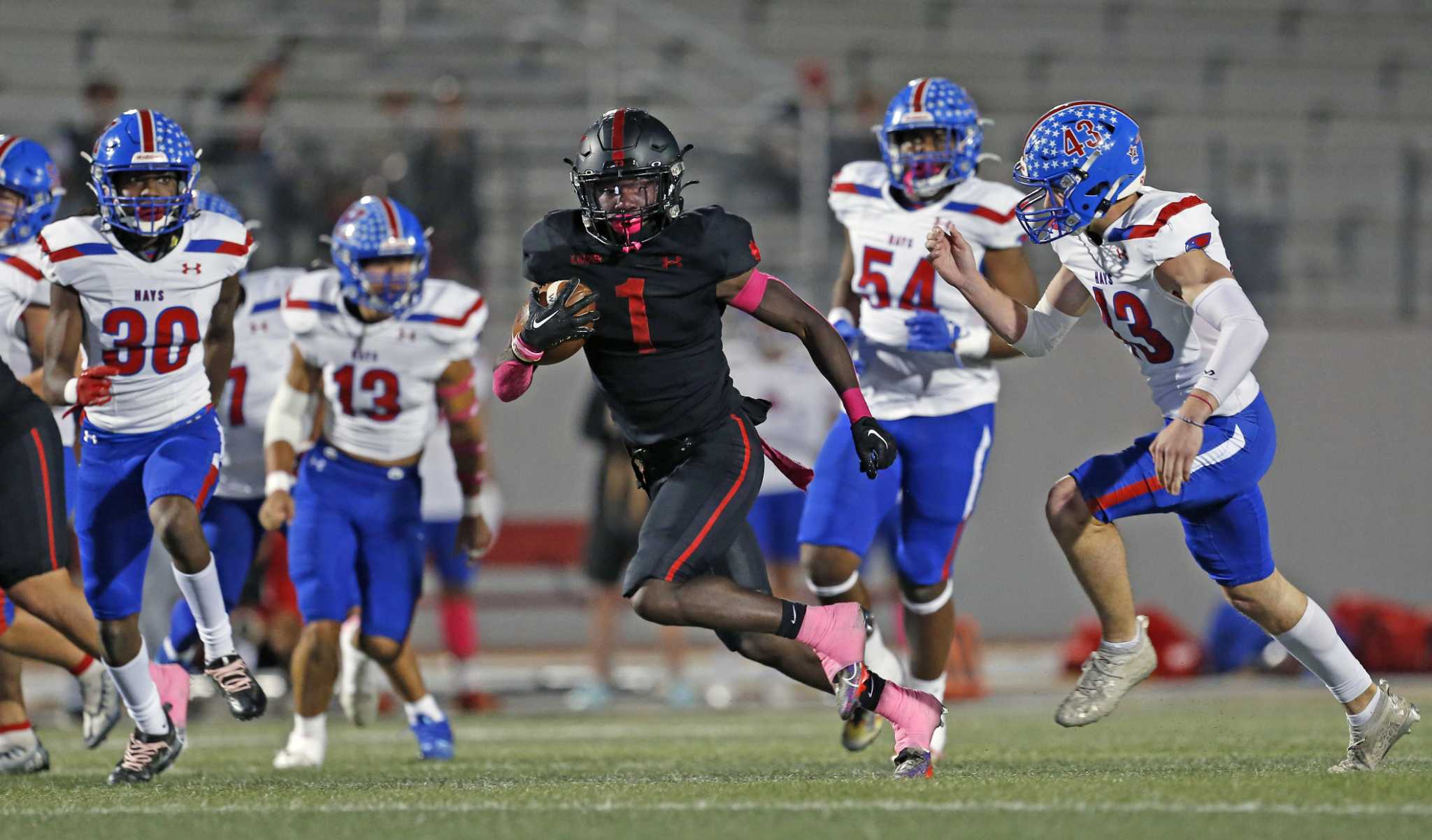 Football: Wagner’s Taylor, Jay’s Cruz earn E-N’s top weekly honors