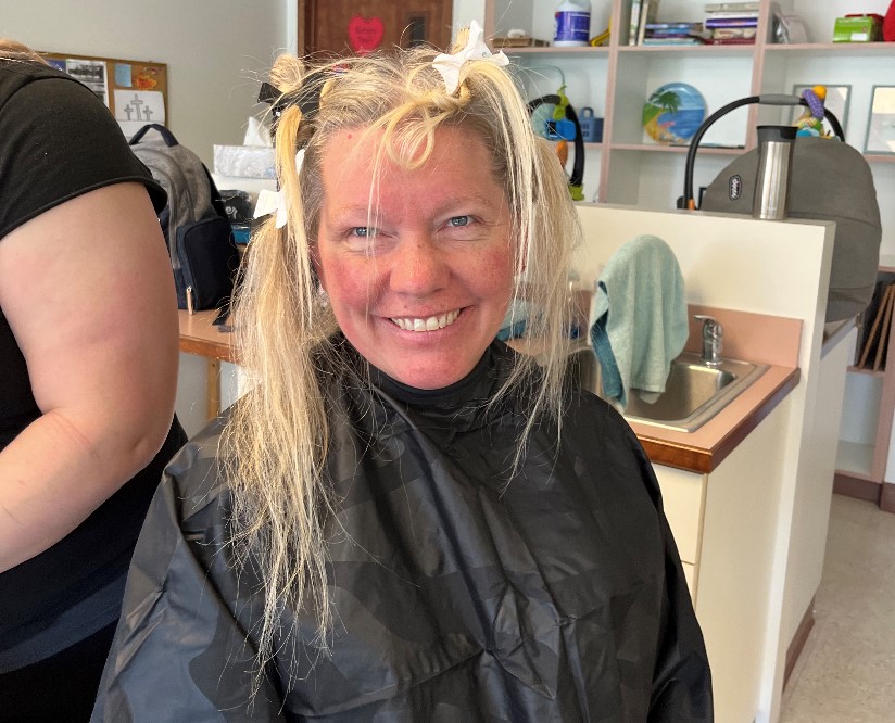 Trinity Lutheran Church Pastor Danielle Shealy agreed to dye her hair ...