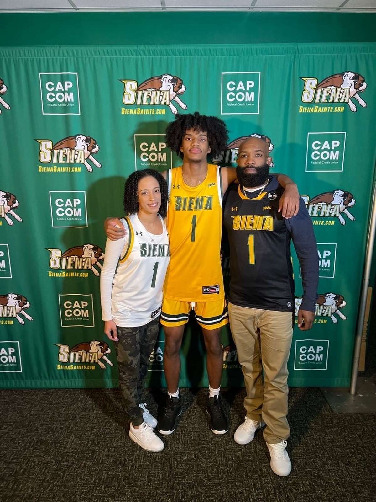 Siena men's basketball lands recruit Bralyn Smith