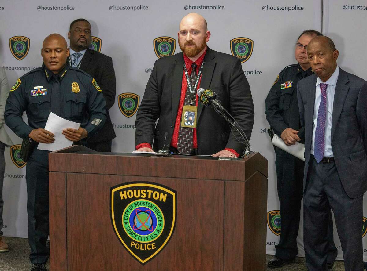 Takeoff shot in Houston: Police investigate, fans mourn