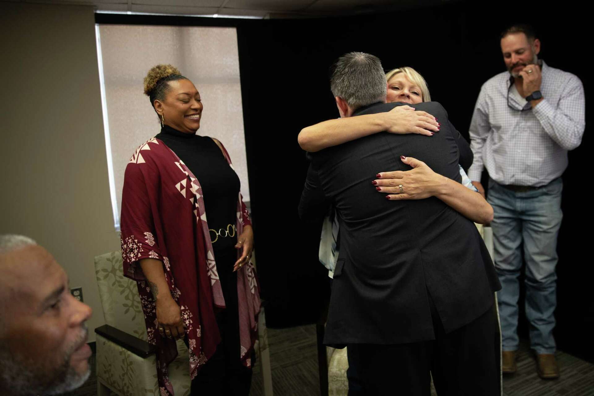 Two Texas couples 'swap' kidneys, creating lifelong bond