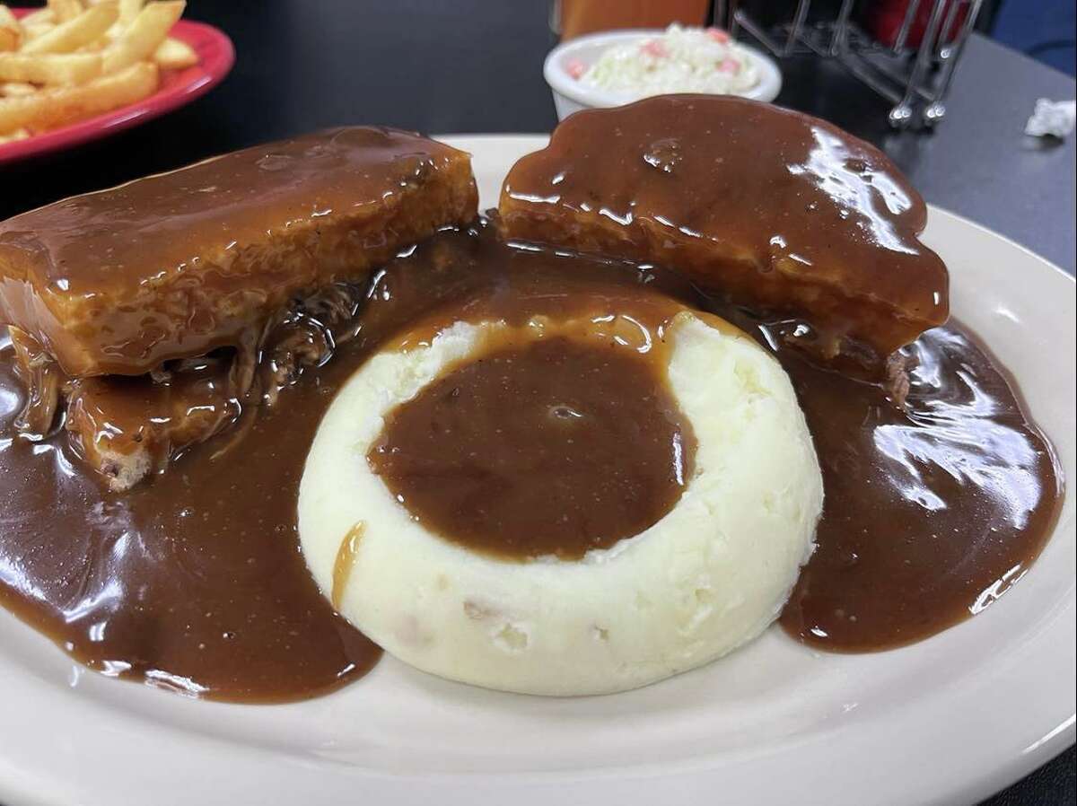 Out to Lunch with Tori: Lanny's Restaurant