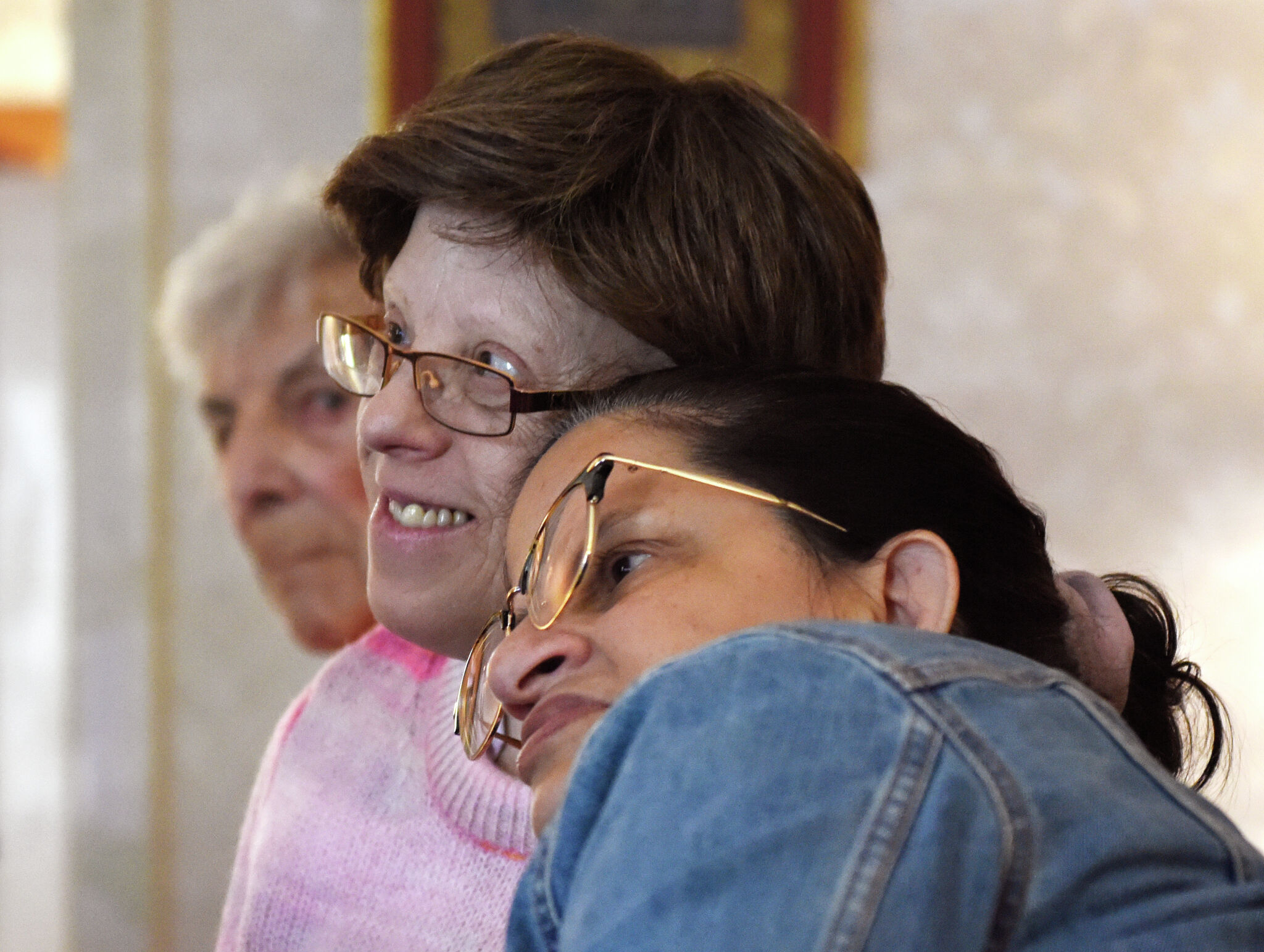 Greenwich embraces Lisa LaRusso: 'To know her is to love her'