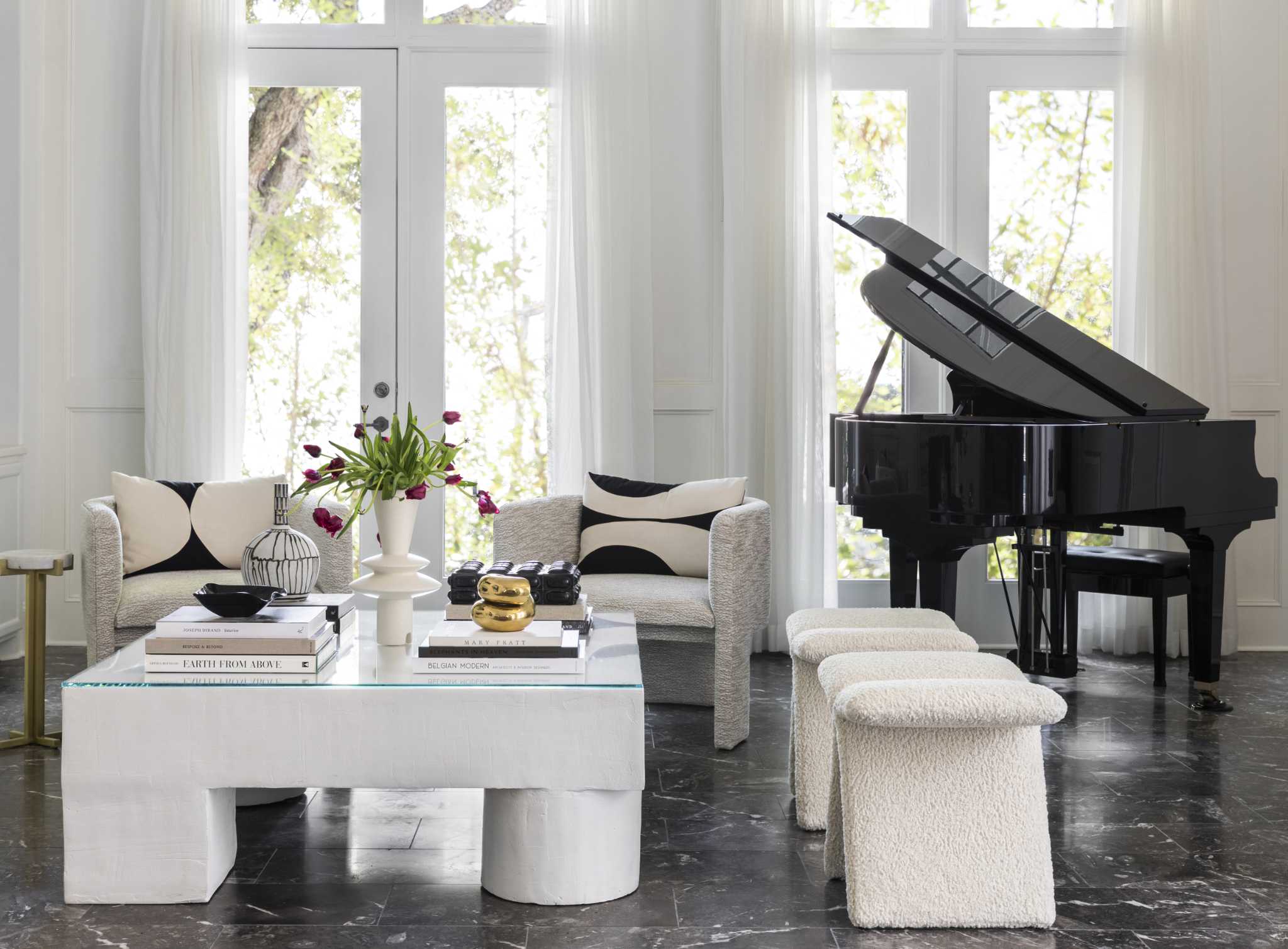 Couple’s home is designed with casual entertaining in mind