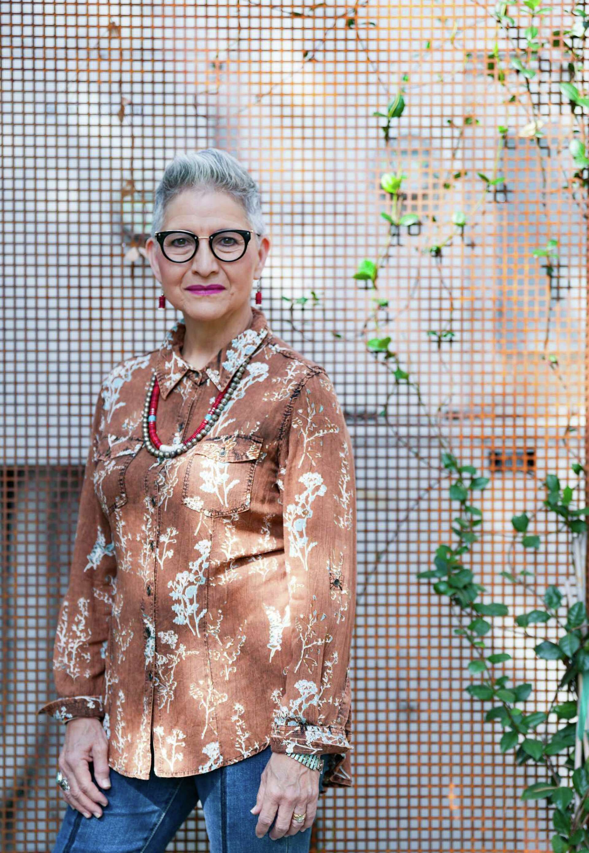 Houston woman finds her tribe in search for Native American roots