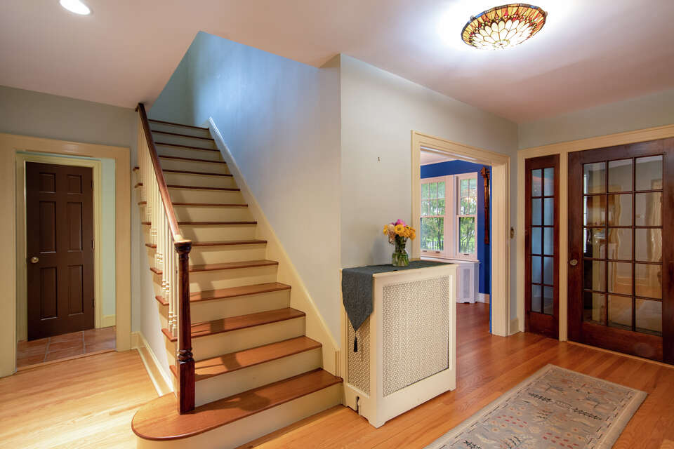 House of the Week: Colonial Revival in Albany