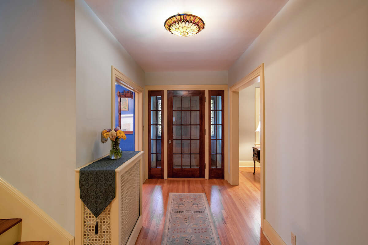 House of the Week: Colonial Revival in Albany