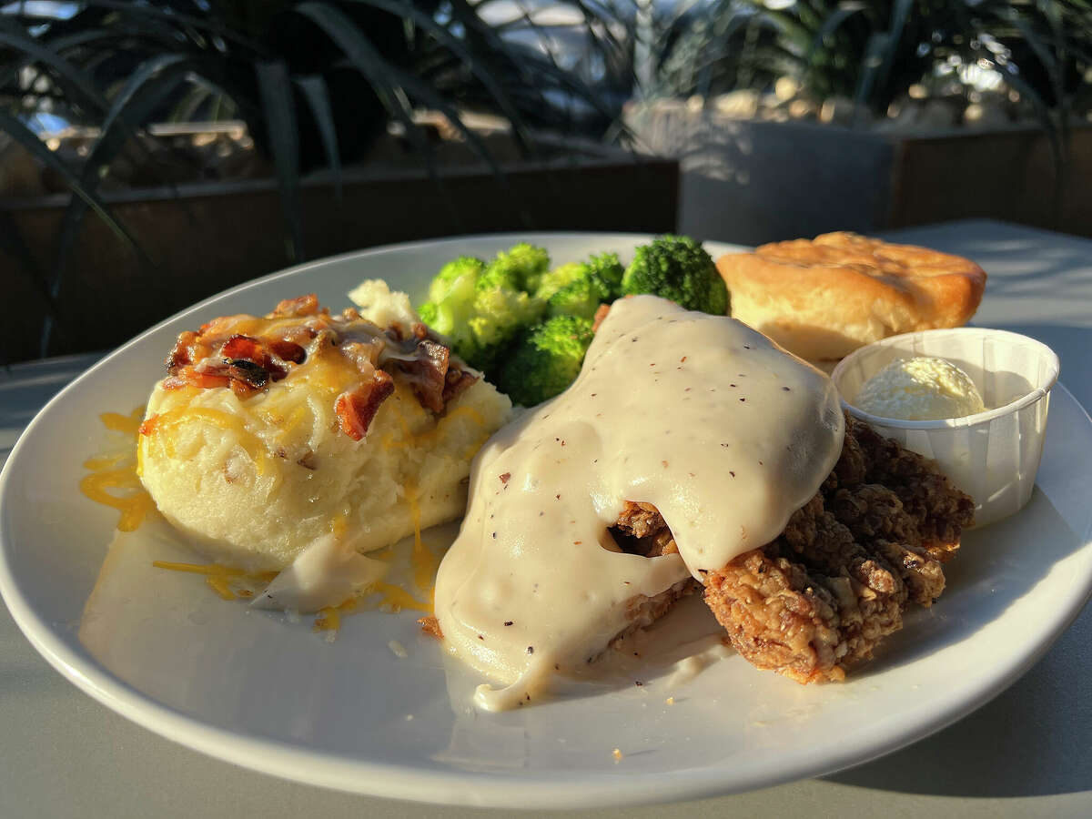 Review: Austin’s Kerbey Lane Cafe stumbles in San Antonio