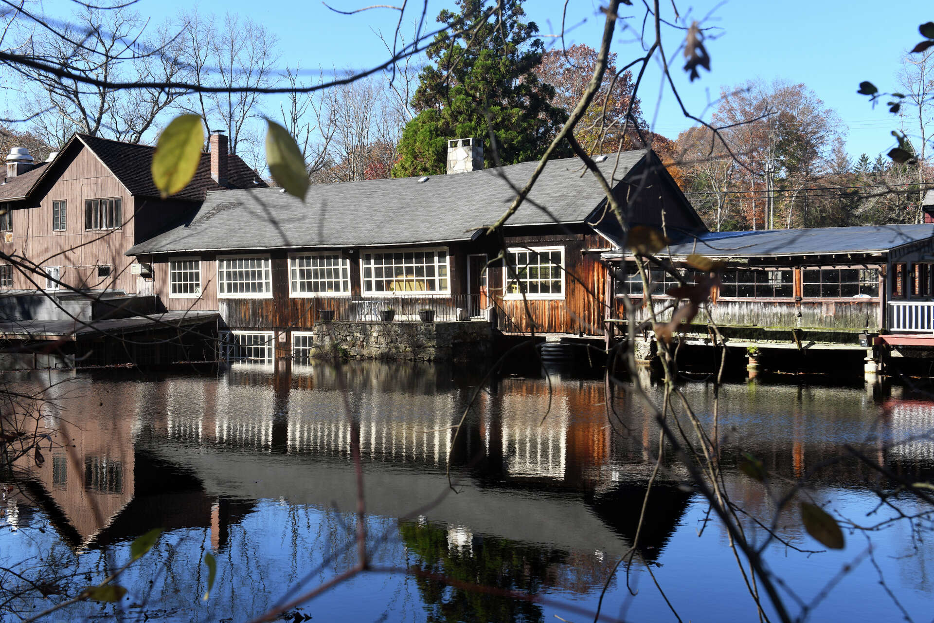 Judge: 'Stunning' damage revealed at visit to Weston's Cobb's Mill Inn