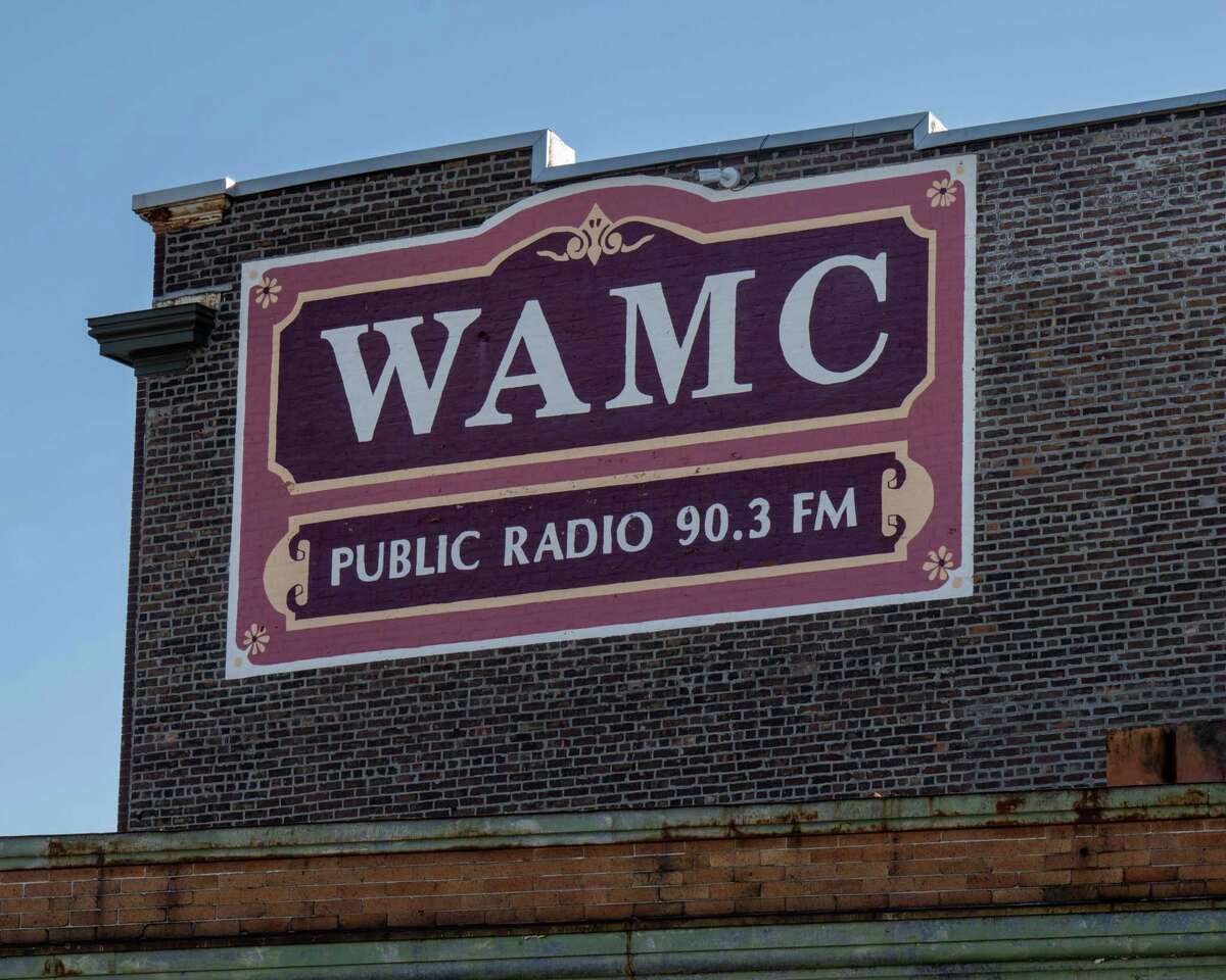 WAMC board to give CEO Alan Chartock six-figure raise