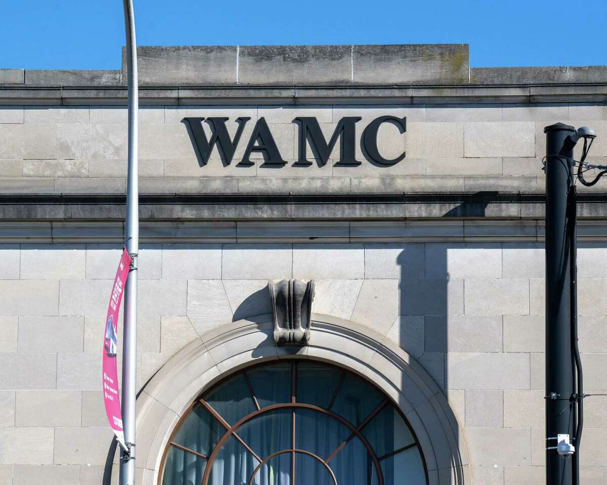 WAMC board to give CEO Alan Chartock six-figure raise