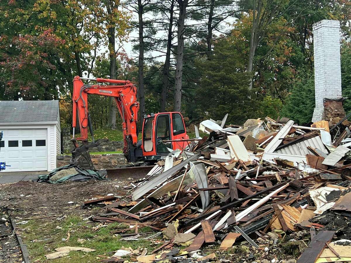 Owner 'didn’t mean to destroy' Norwalk home built in 1677
