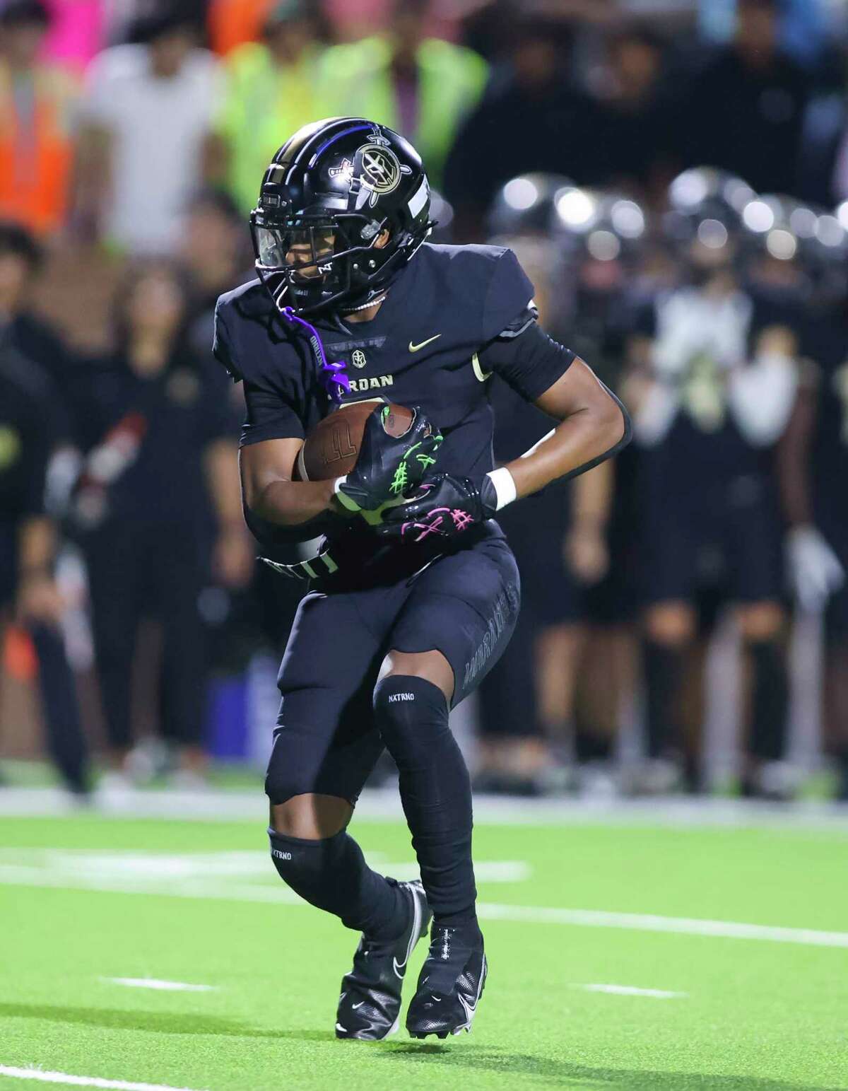 Morton Ranch keeps playoff hopes alive with win over Jordan