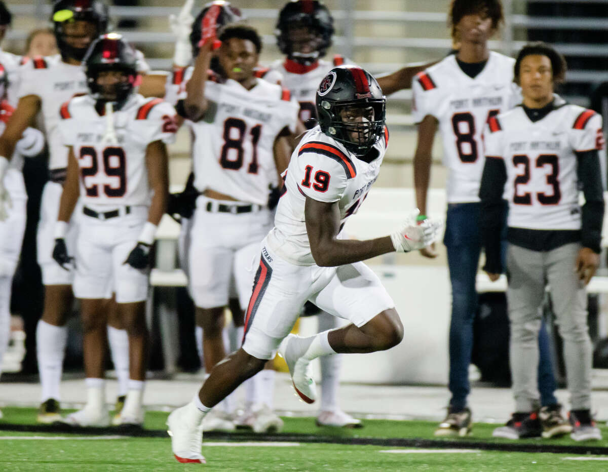 Port Arthur Memorial Titans top Kingwood Park Panthers