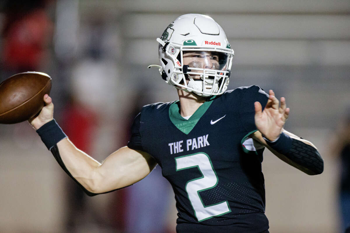 Port Arthur Memorial Titans top Kingwood Park Panthers