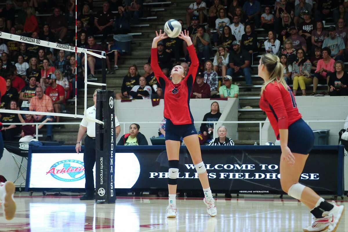 Volleyball: Dawson to battle Cinco Ranch in regional tournament