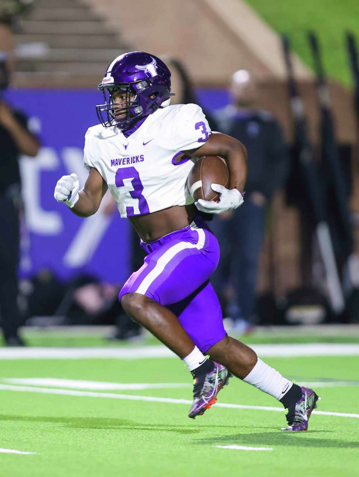 Morton Ranch keeps playoff hopes alive with win over Jordan