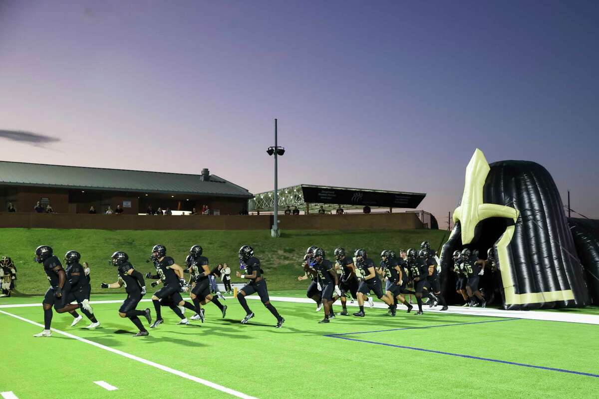 Morton Ranch keeps playoff hopes alive with win over Jordan