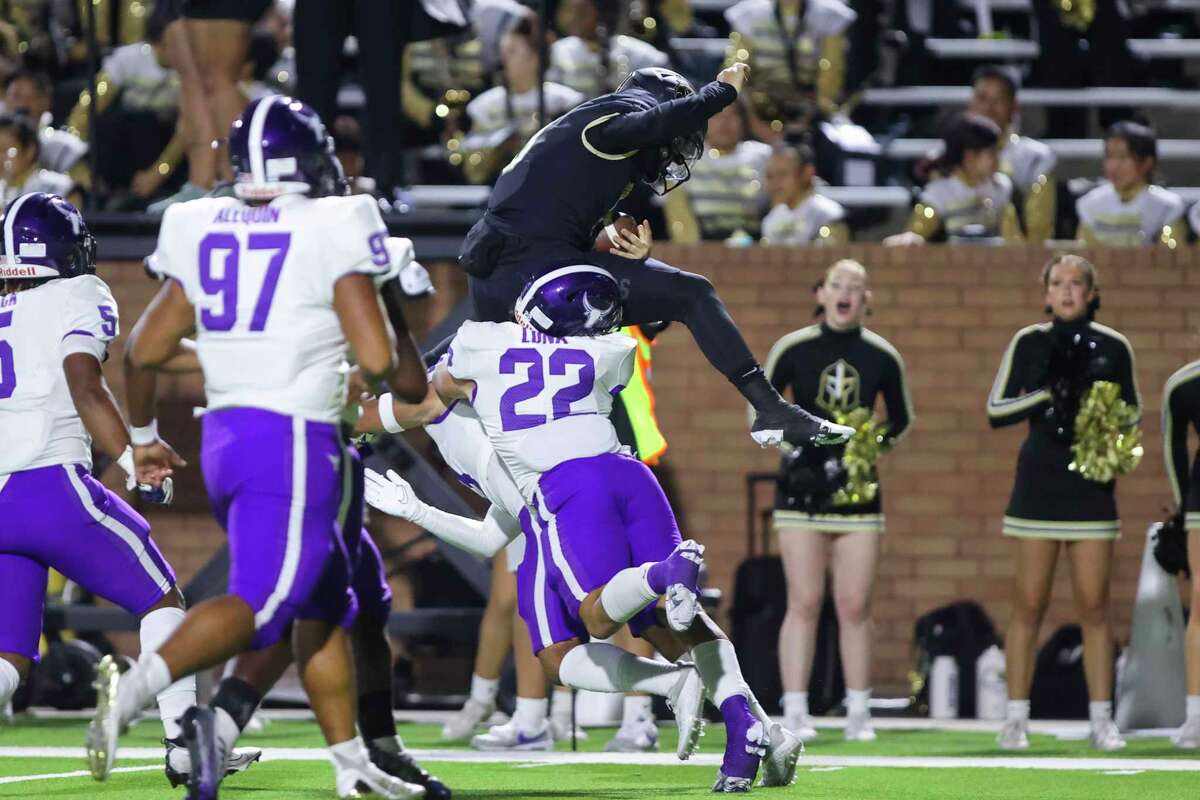 Morton Ranch keeps playoff hopes alive with win over Jordan