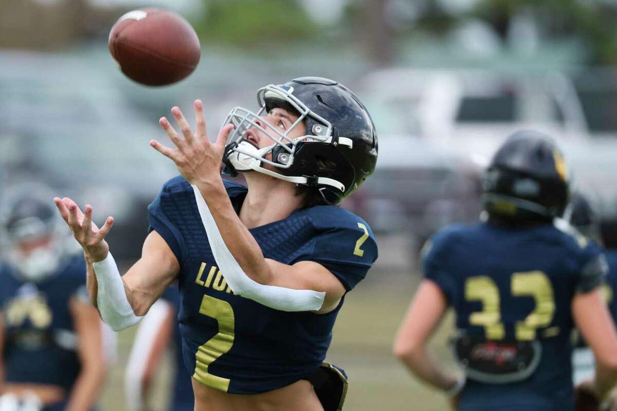 Lake Creek takes control late to top Brenham for first district title