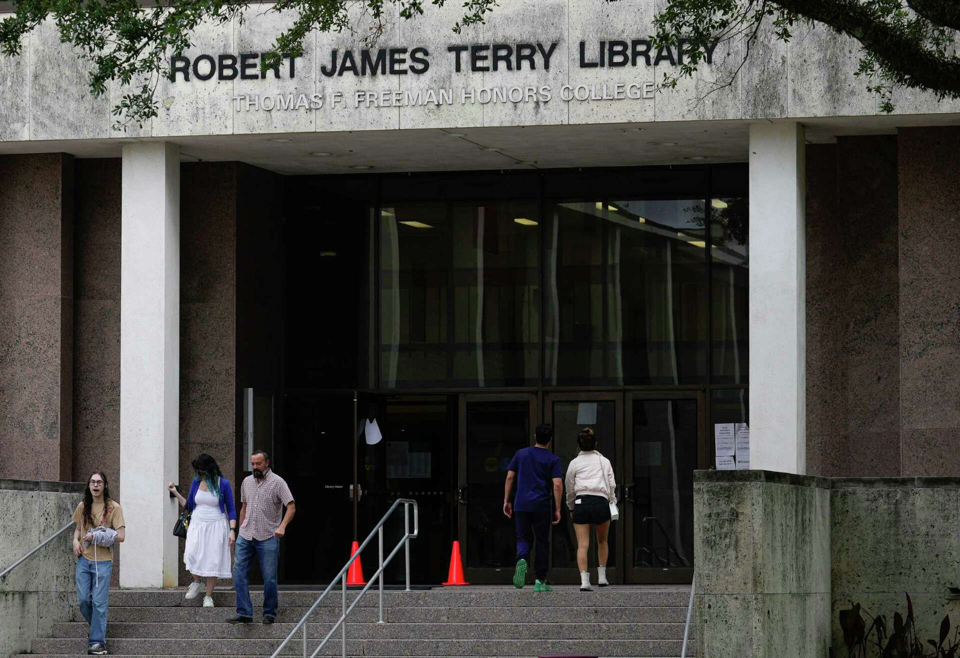 Liberal students on Houston campuses respond to election