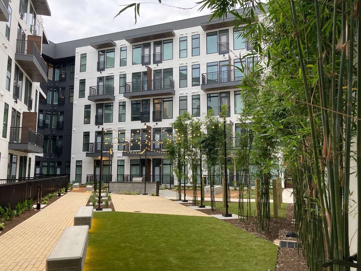 Barvin completes apartments near Texas Medical Center