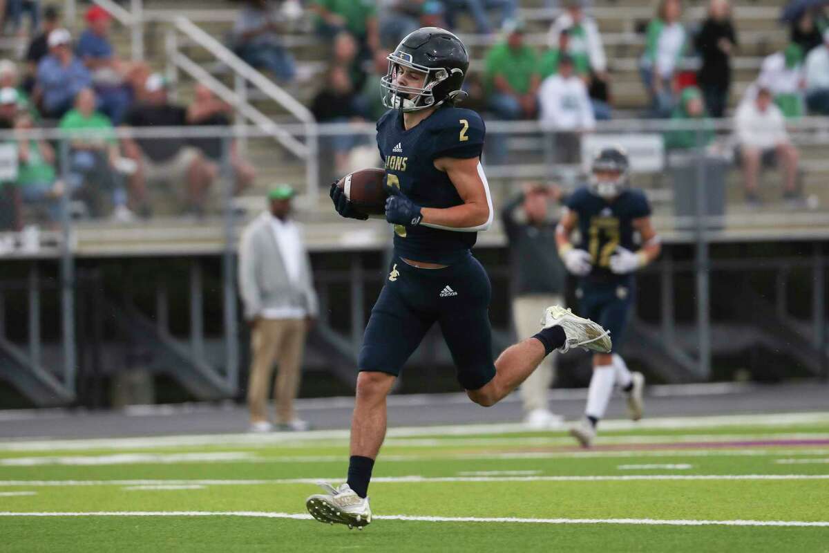 Lake Creek takes control late to top Brenham for first district title