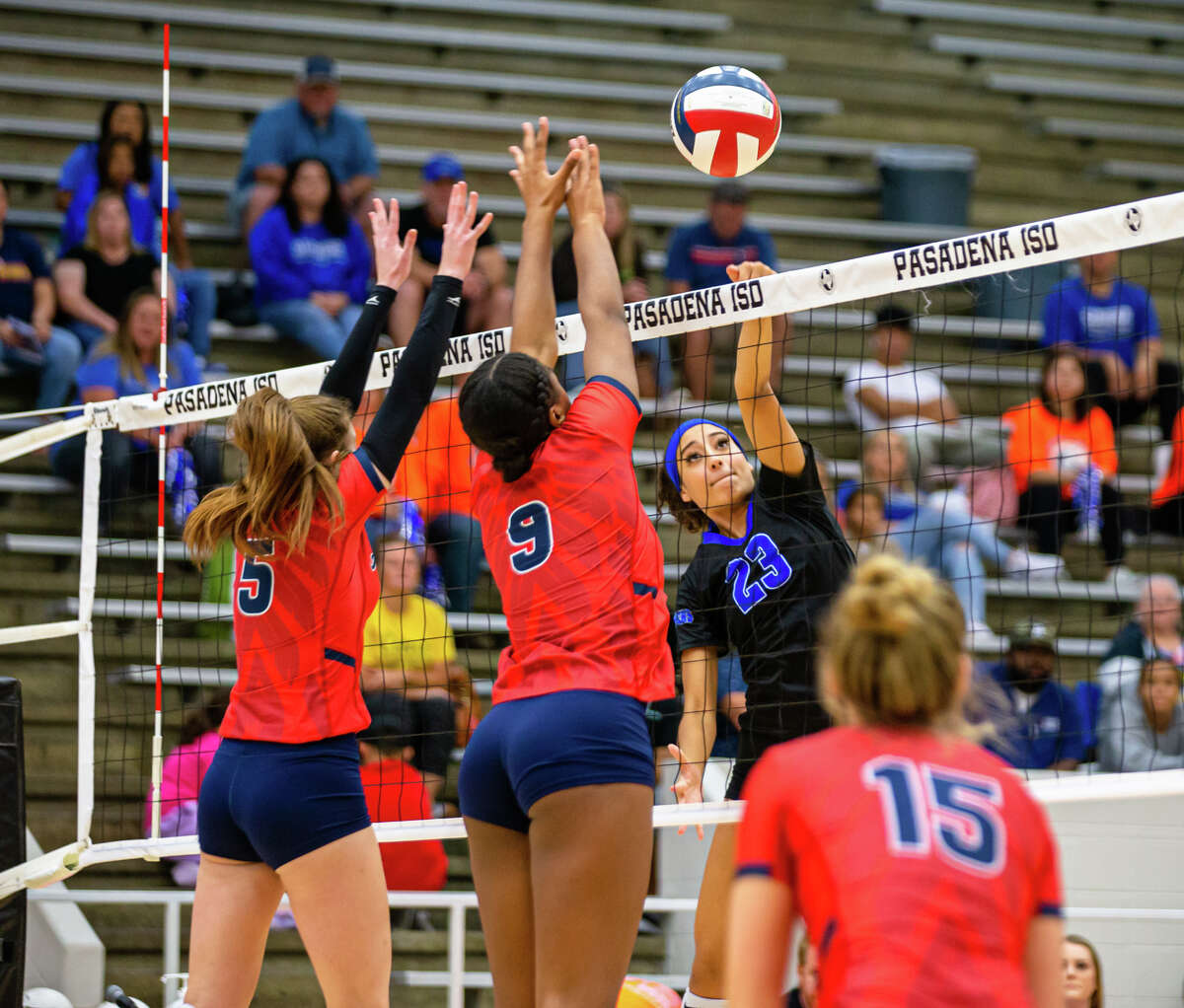 Volleyball playoffs: Friday's Houston area results