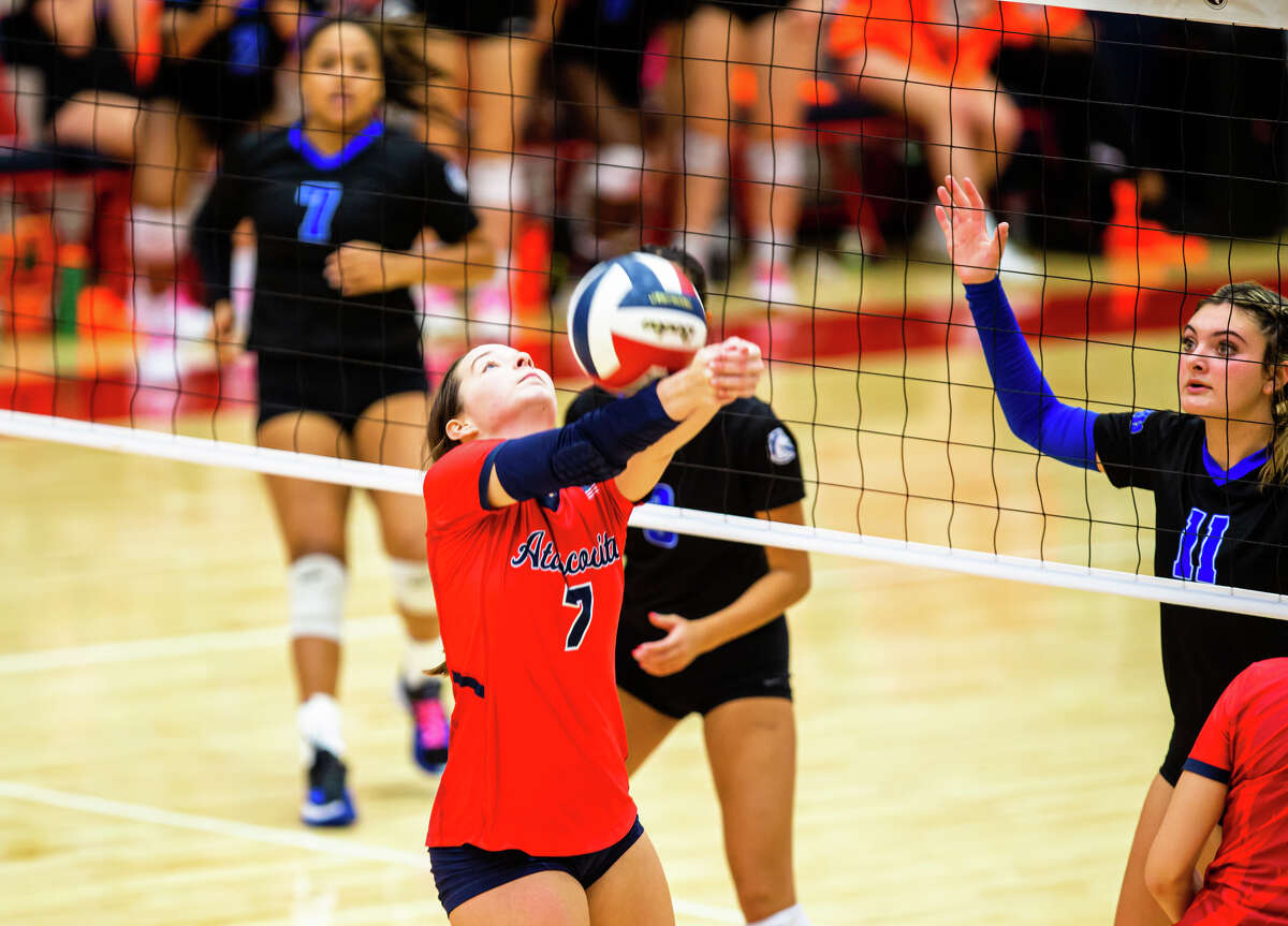 Volleyball playoffs: Friday's Houston area results