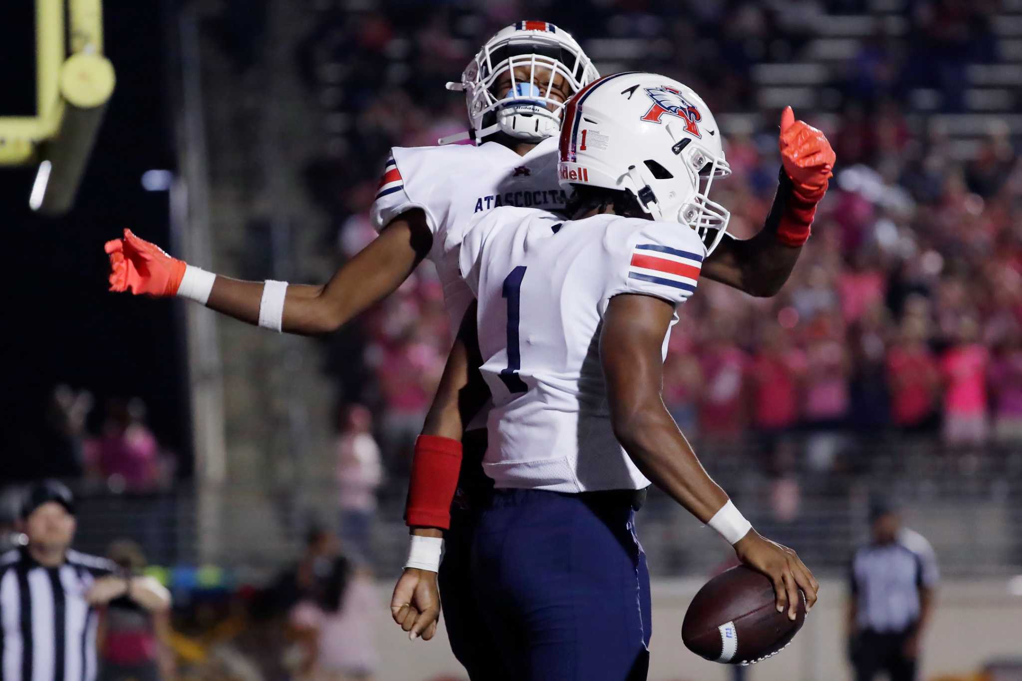 No. 8 Atascocita tops No. 24 Summer Creek in District 21-6A finale