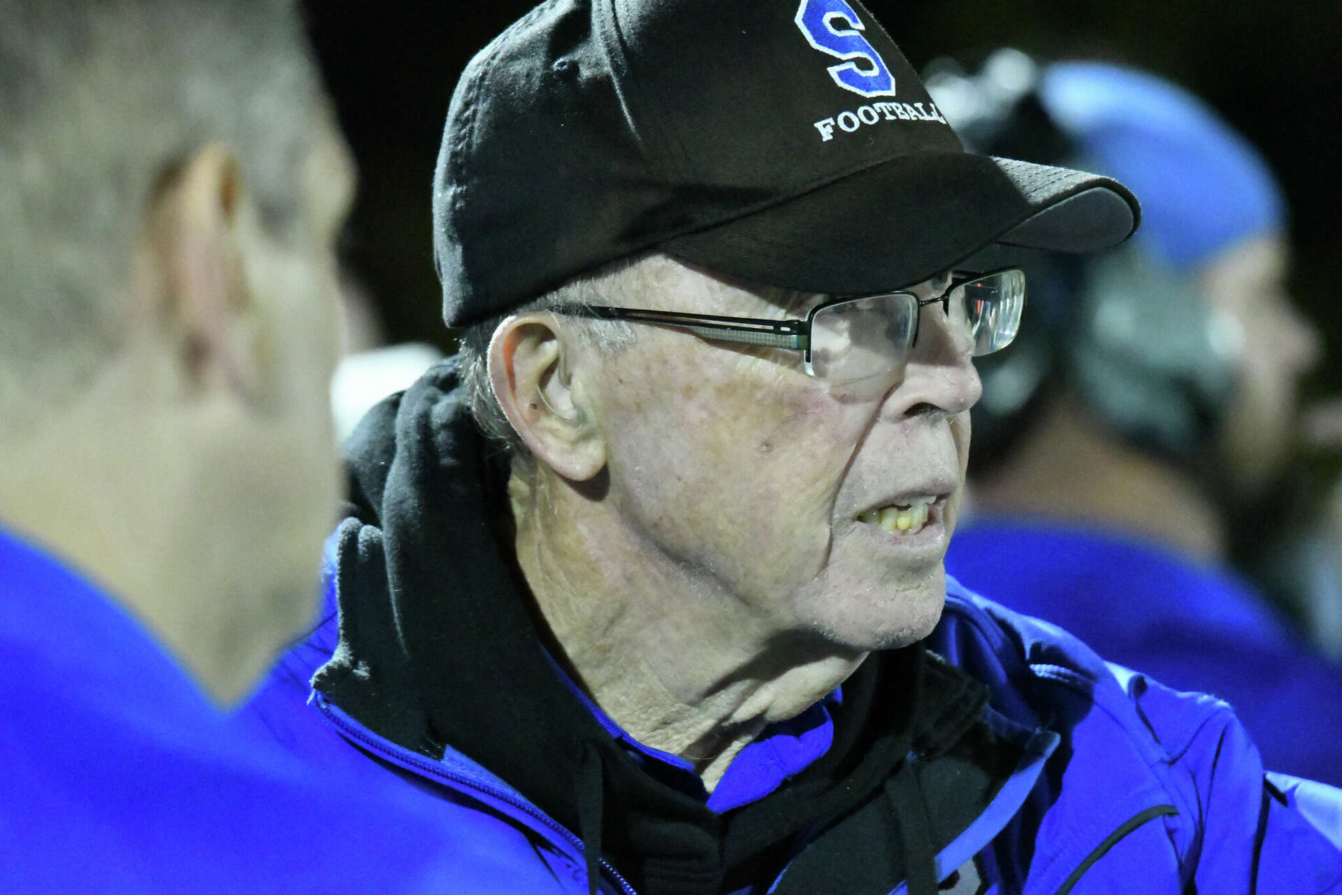 Chuck Drury, a Southington and Pomperaug football coach dies at 77.