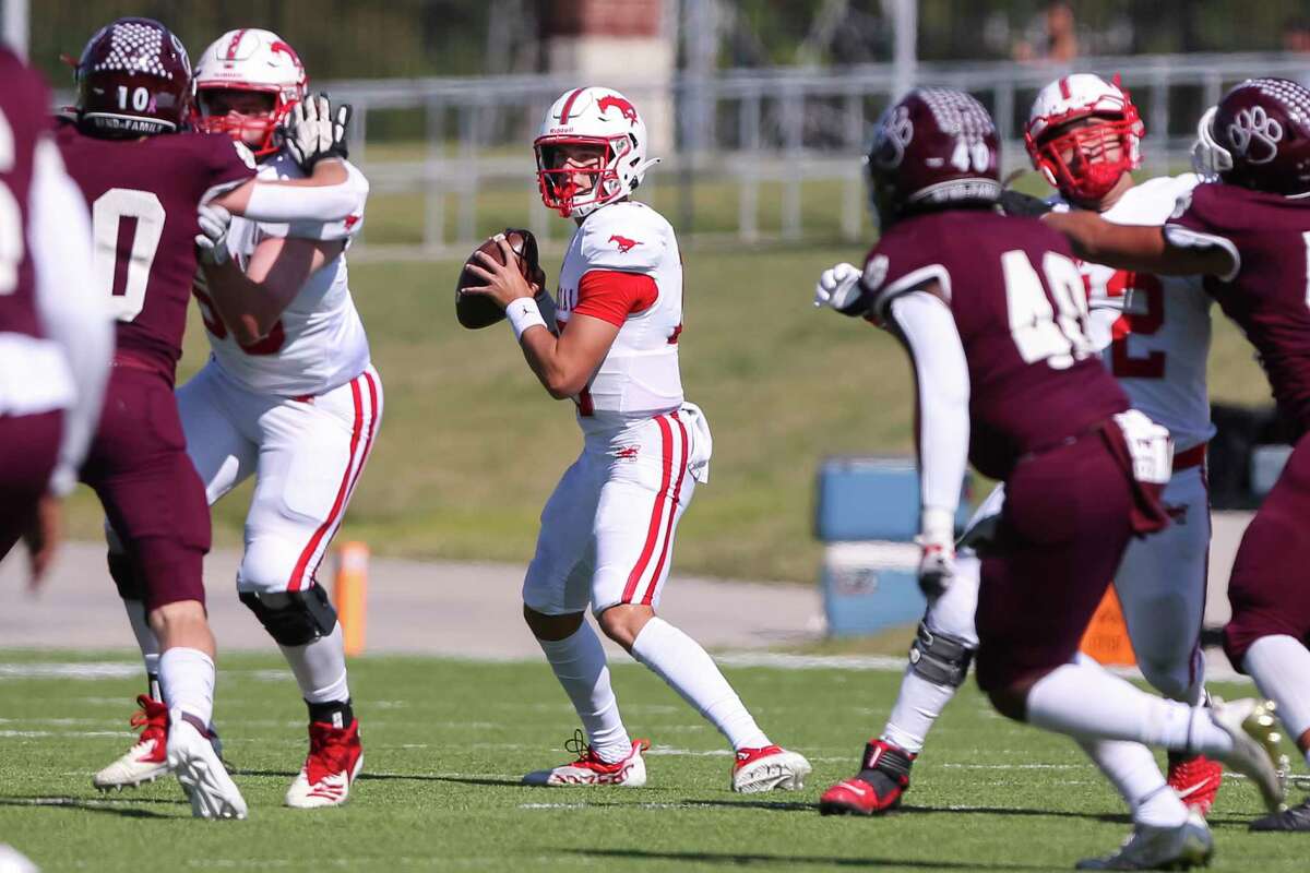 Cy-Fair Bobcats defeat Memorial Mustangs, clinch district