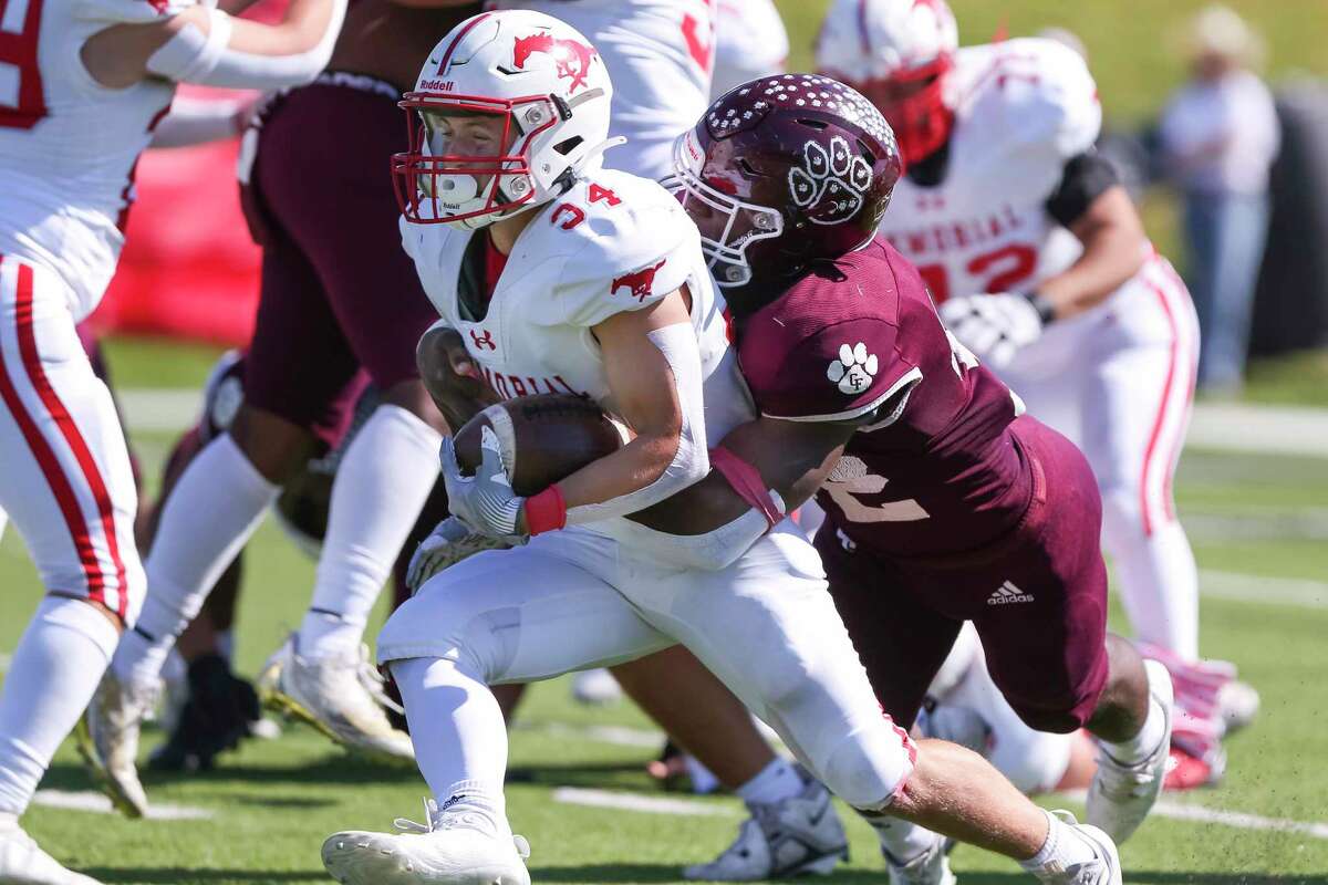 Cy-Fair Bobcats defeat Memorial Mustangs, clinch district