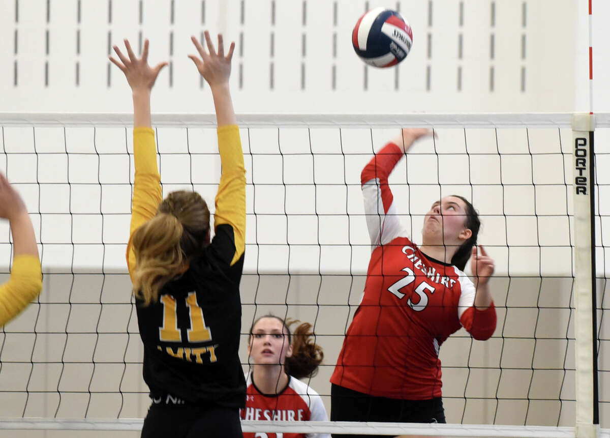 Cheshire beats Amity to win 16th SCC girls volleyball title.