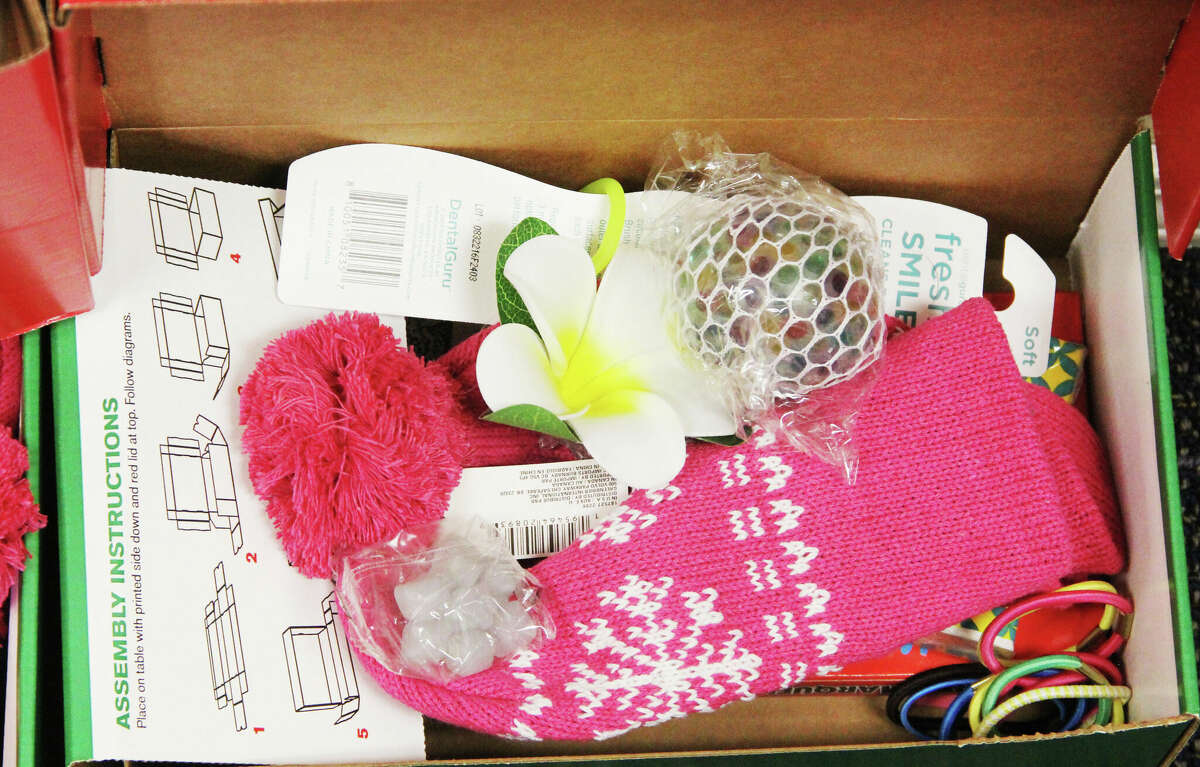 Wood River church fills shoeboxes for the needy