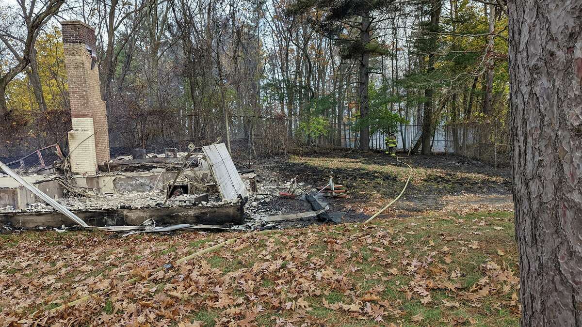 Police: Newington arson destroys vacant Cedarcrest building Police: Newington arson destroys vacant Cedarcrest building