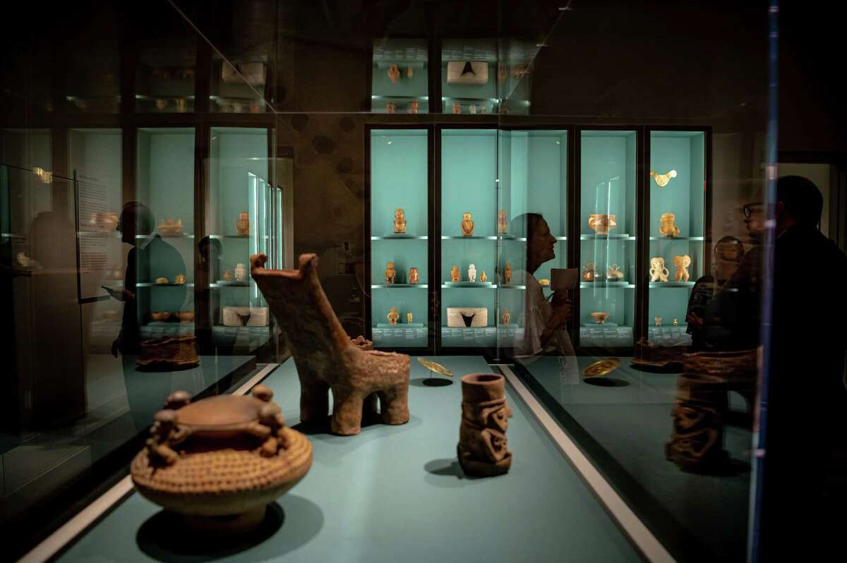 400 golden works of Indigenous Colombian art fill new MFAH cases